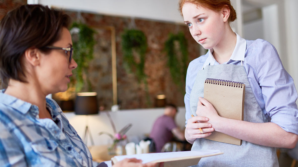 Cómo ordenar en un restaurante en inglés | KOE México